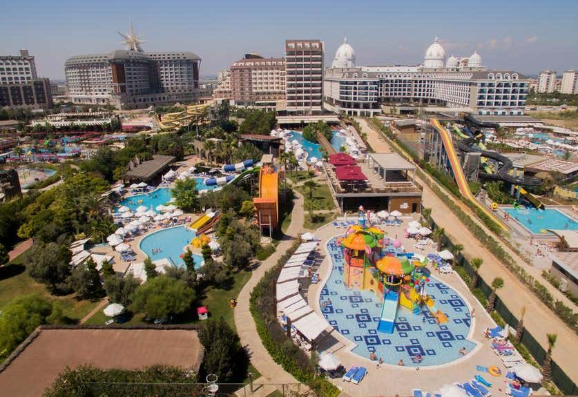 Pushime ne Lara - Pushime verore ne Lara - Pushime ne Antalya 2021